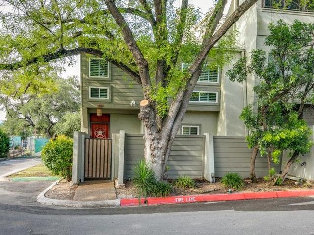 3102 Eisenhauer Rd Apt B20, San Antonio, TX 78209