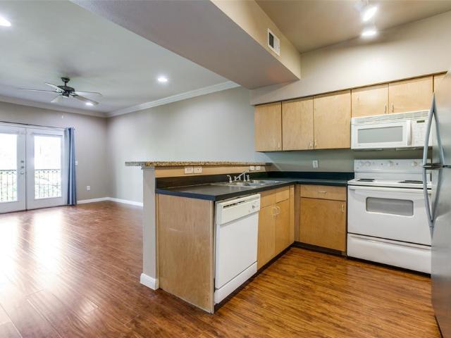 3102 Kings Road # 2207