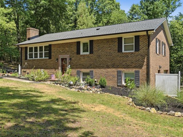 3102 Little River Drive