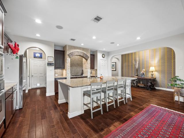 3102 London Lane