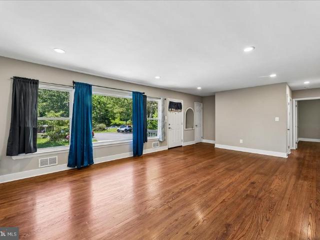 3102 Romain Court