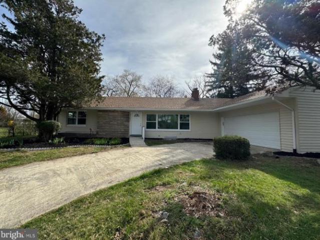 3102 Romain Ct, Suitland, MD 20746