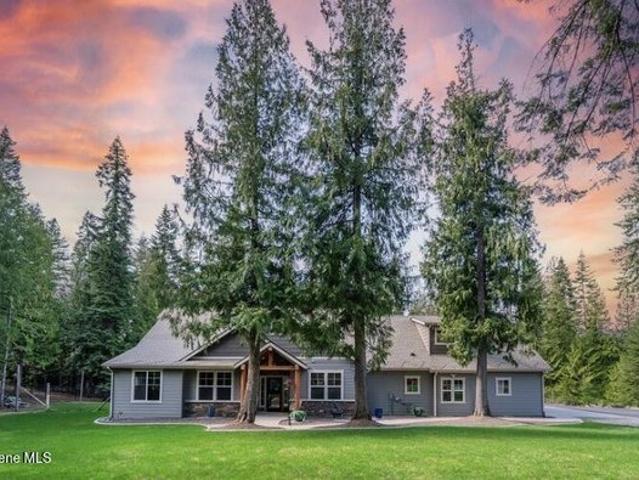 3102 W Mack Ln, Rathdrum, ID 83858