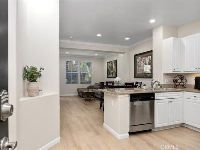 3102 Watermarke Pl, Irvine, CA 92612