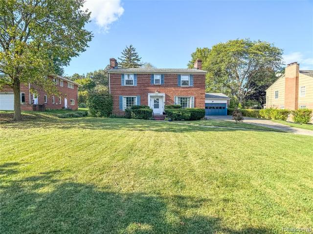 3102 Westwood Parkway