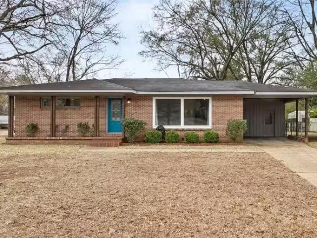 3102 4TH CT E, TUSCALOOSA, AL 35405 Single Family Residence Fo.