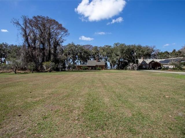 31035 Cove Rd, Tavares, FL 32778