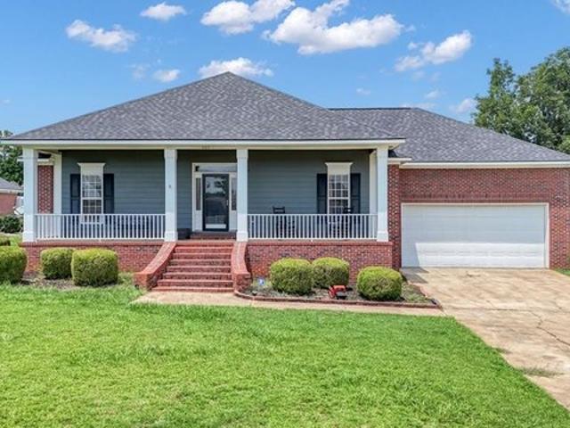 3103 Columbia Ln, Albany, GA 31721