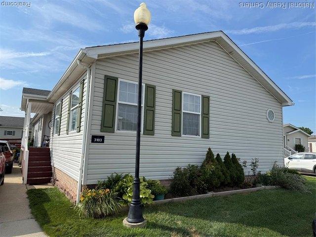 3103 Cromwell St, Salem, MI 48167