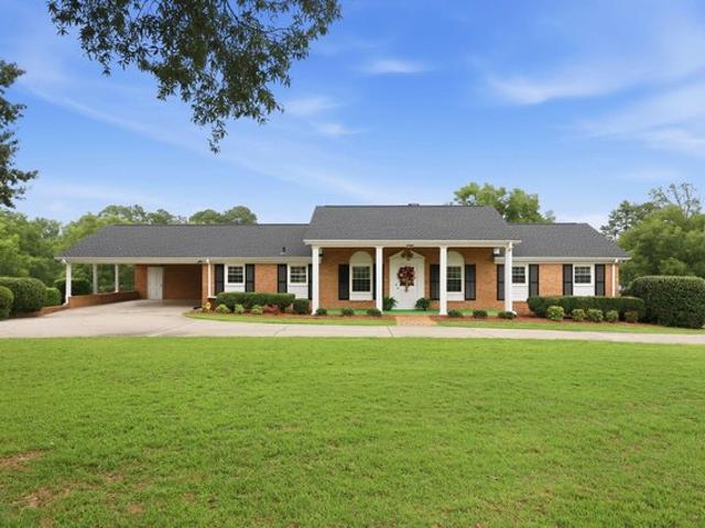 3103 Hillandale Dr, Sanford, NC 27332