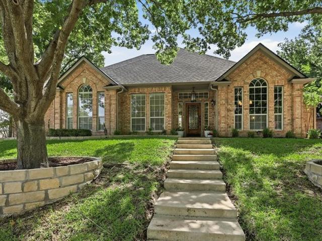 3103 Regal Dr, Arlington, TX 76016