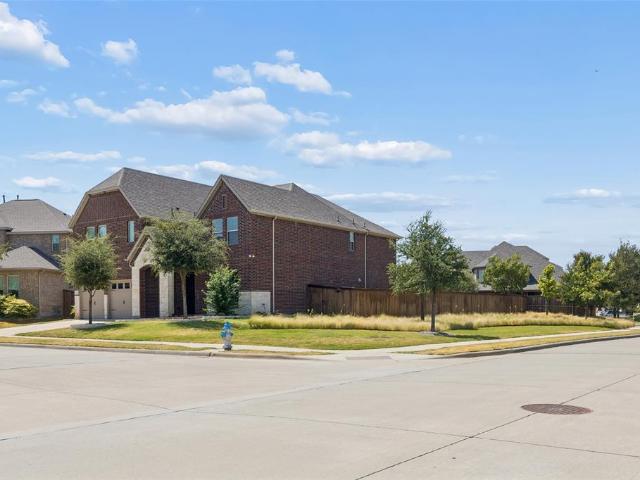 3103 Royal Lane
