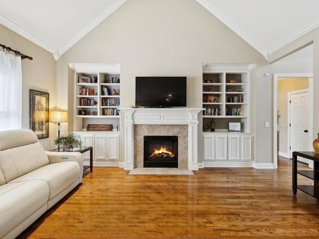 3103 Sakari Cir