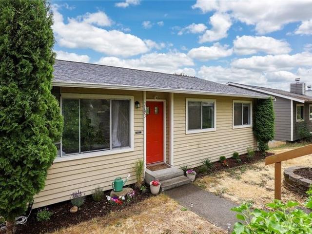 3103 58th Ave NE, Tacoma, WA 98422