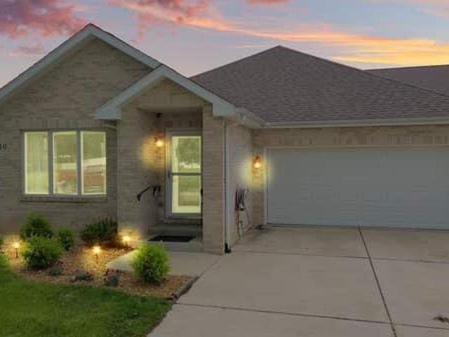 310 11th Circle SE