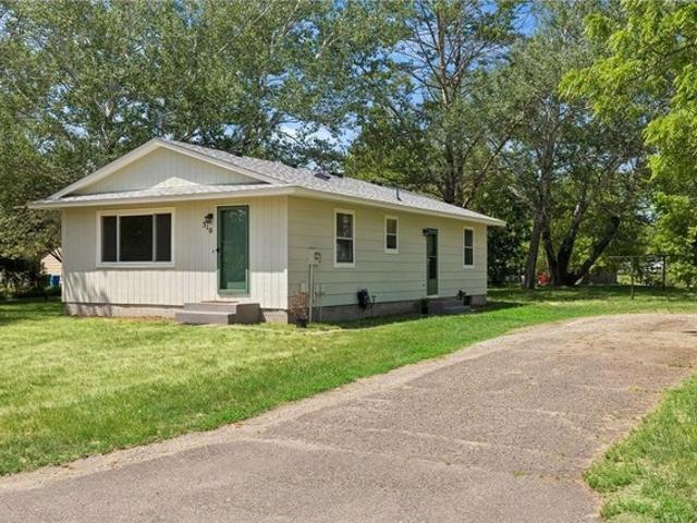 310 18th Ave SE, Cambridge, MN 55008