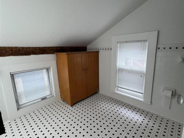 310 2nd Street