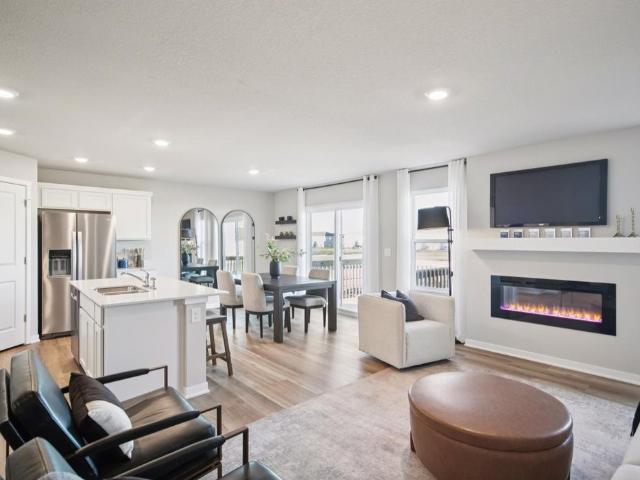 310 39th Street SW
