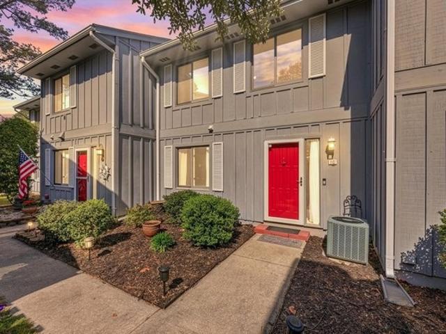 310 75th Ave N Apt 10, Myrtle Beach, SC 29572