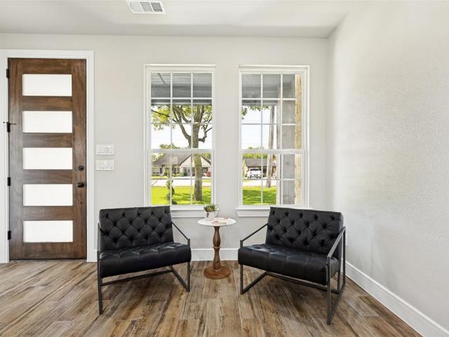 310 Cottonwood