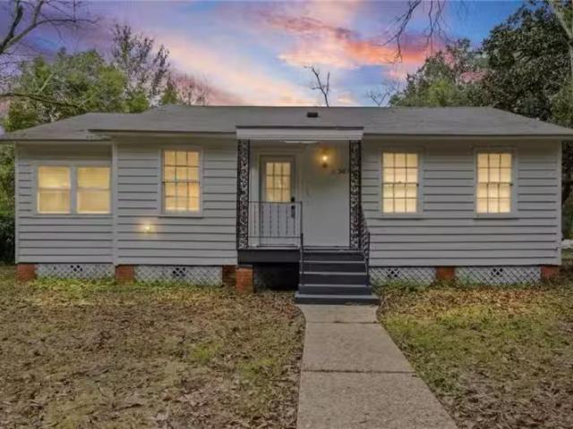310 COURT ST, CHICKASAW, AL 36611