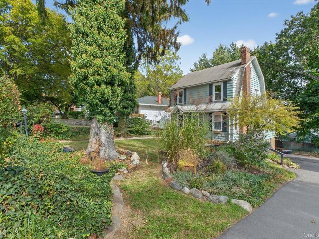 310 Carpenter Avenue
