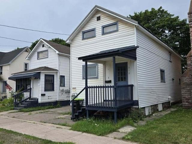 310 Carrie St Ste Marie, Sault Sainte Marie, MI 49783