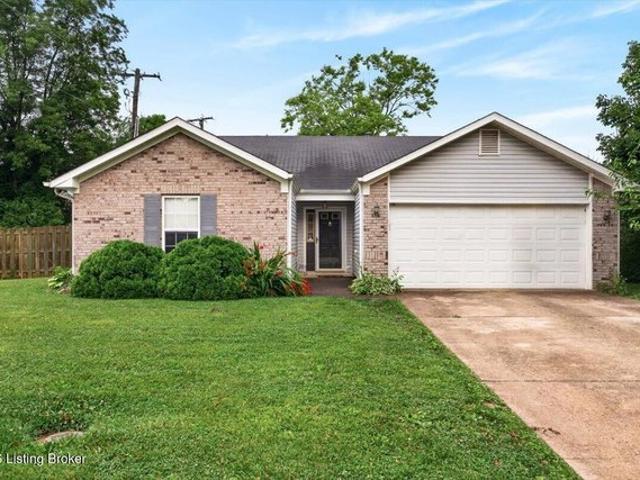 310 Crystal Wash Dr, La Grange, KY 40031