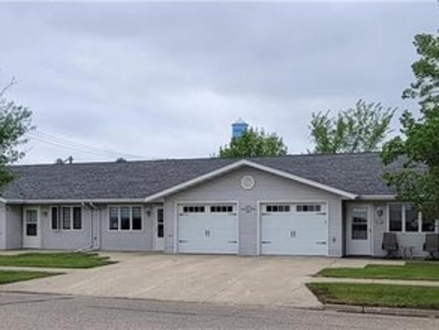 310 Antelope Ave SW, Forman, ND 58032