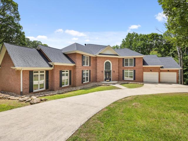 310 Bluffs Road N