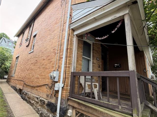310 Broadway Ave