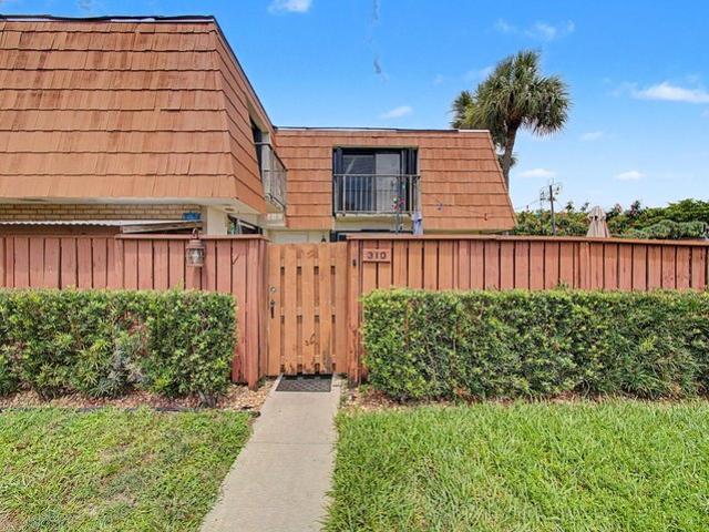 310 Buttonwood Ln Unit B, Boynton Beach, FL 33436