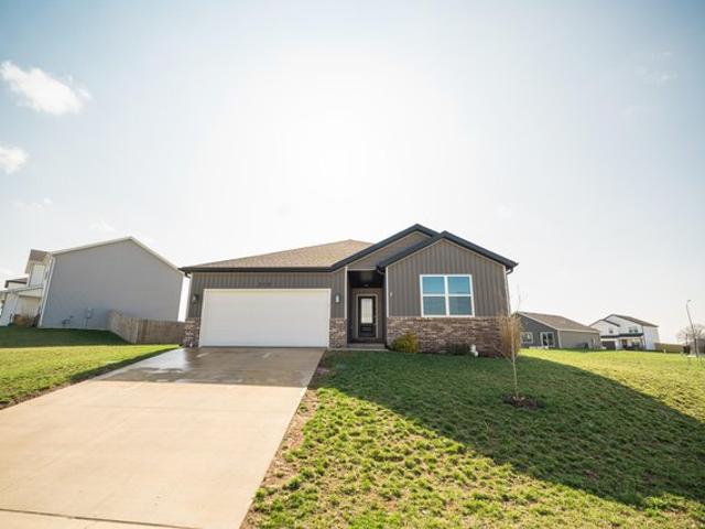 310 Great Plains St, Nixa, MO 65714
