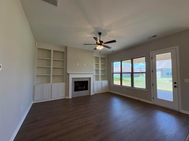 310 green willow dr