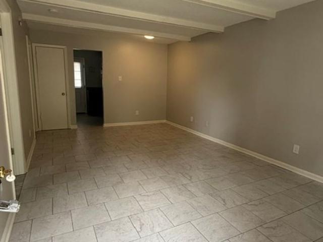 310 Greenbriar Road 2 Bedroom Apartment for Rent at 310 Greenbriar Rd, Greensboro, NC 27405 Spicewood