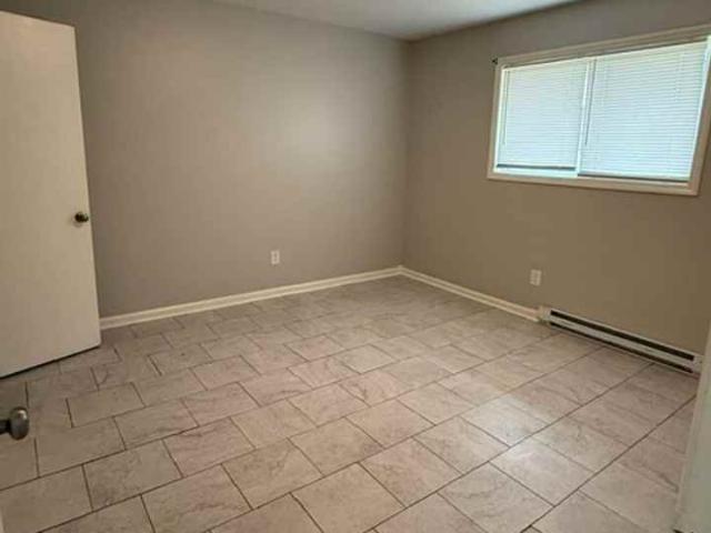 310 Greenbriar Road 2 Bedroom Apartment for Rent at 310 Greenbriar Rd, Greensboro, NC 27405 Spicewood