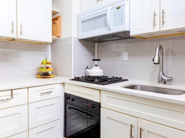 310 E 49TH Street 3H