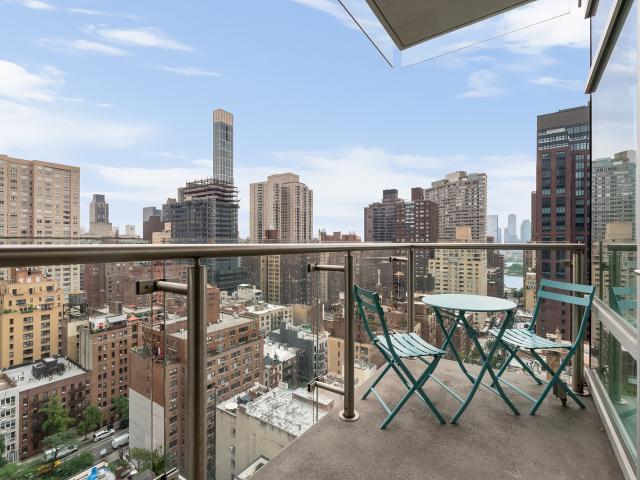 310 E 53RD Street 19A
