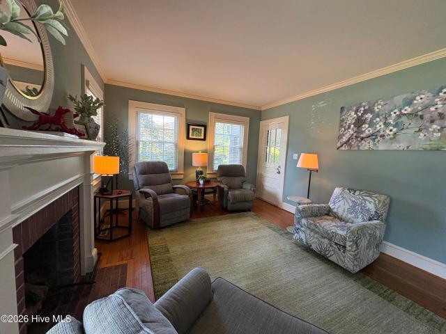 310 E 12th Street