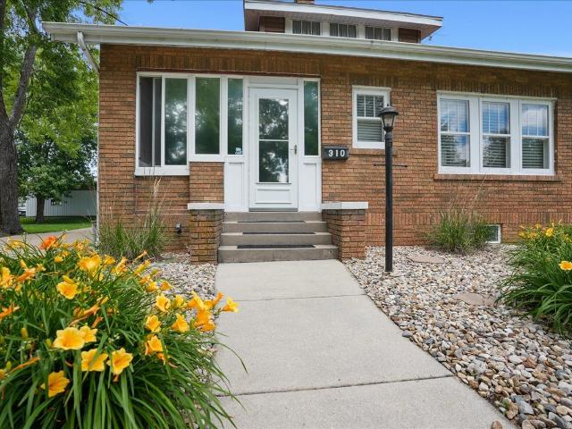 310 E Elm Street