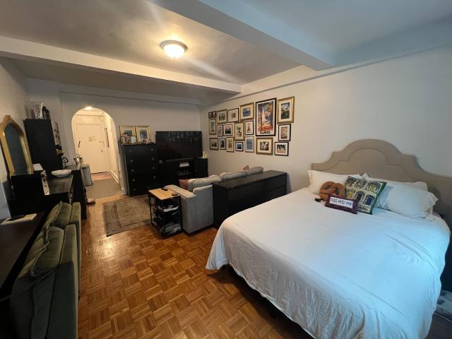 310 East 44th Street, New York, NY