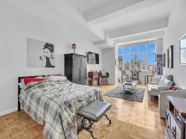 310 East 46th Street, New York, NY