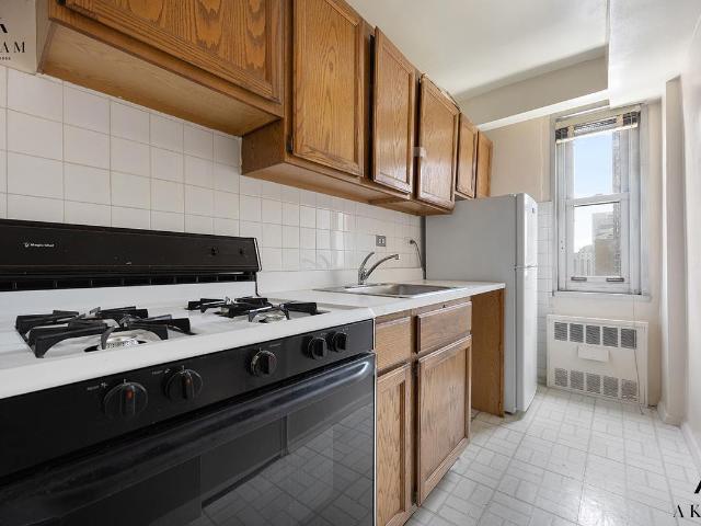310 East 70th Street, New York, NY
