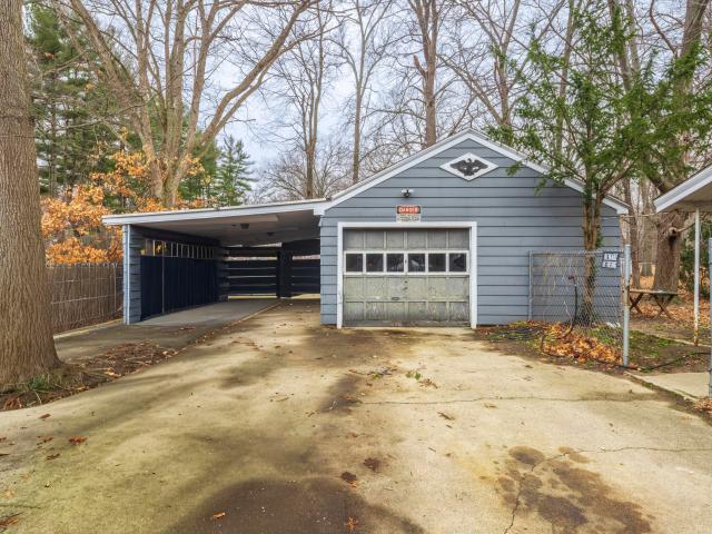 310 Edgemoor Drive