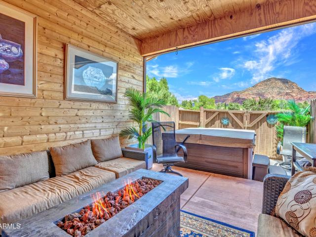 310 el camino road