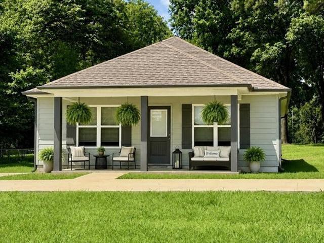 310 Elm St, Dyer, TN 38330