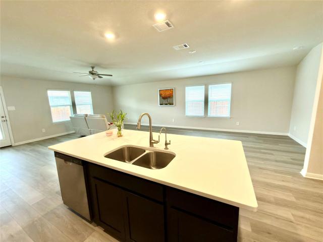 310 Fossil Dr