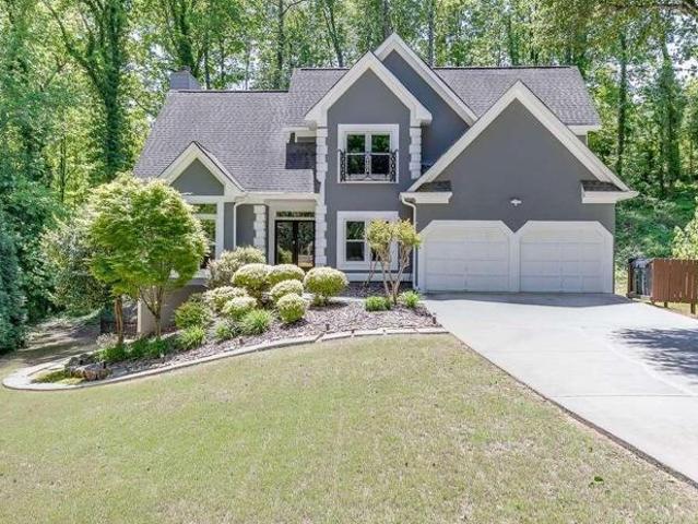 310 Farm Trce, Roswell, GA 30075