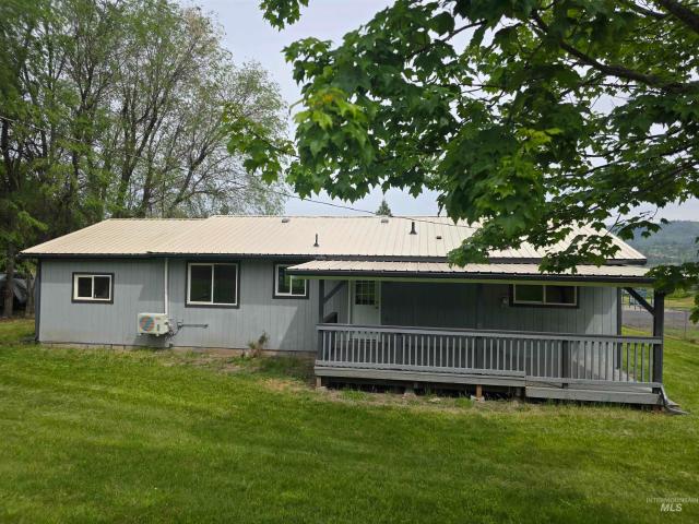 310 Fir Rd