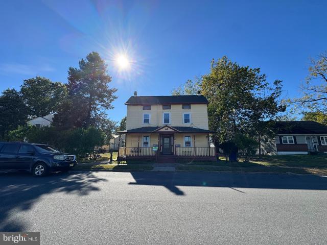 310 Front St, Beverly, NJ 08010 | MLS #NJBL2103